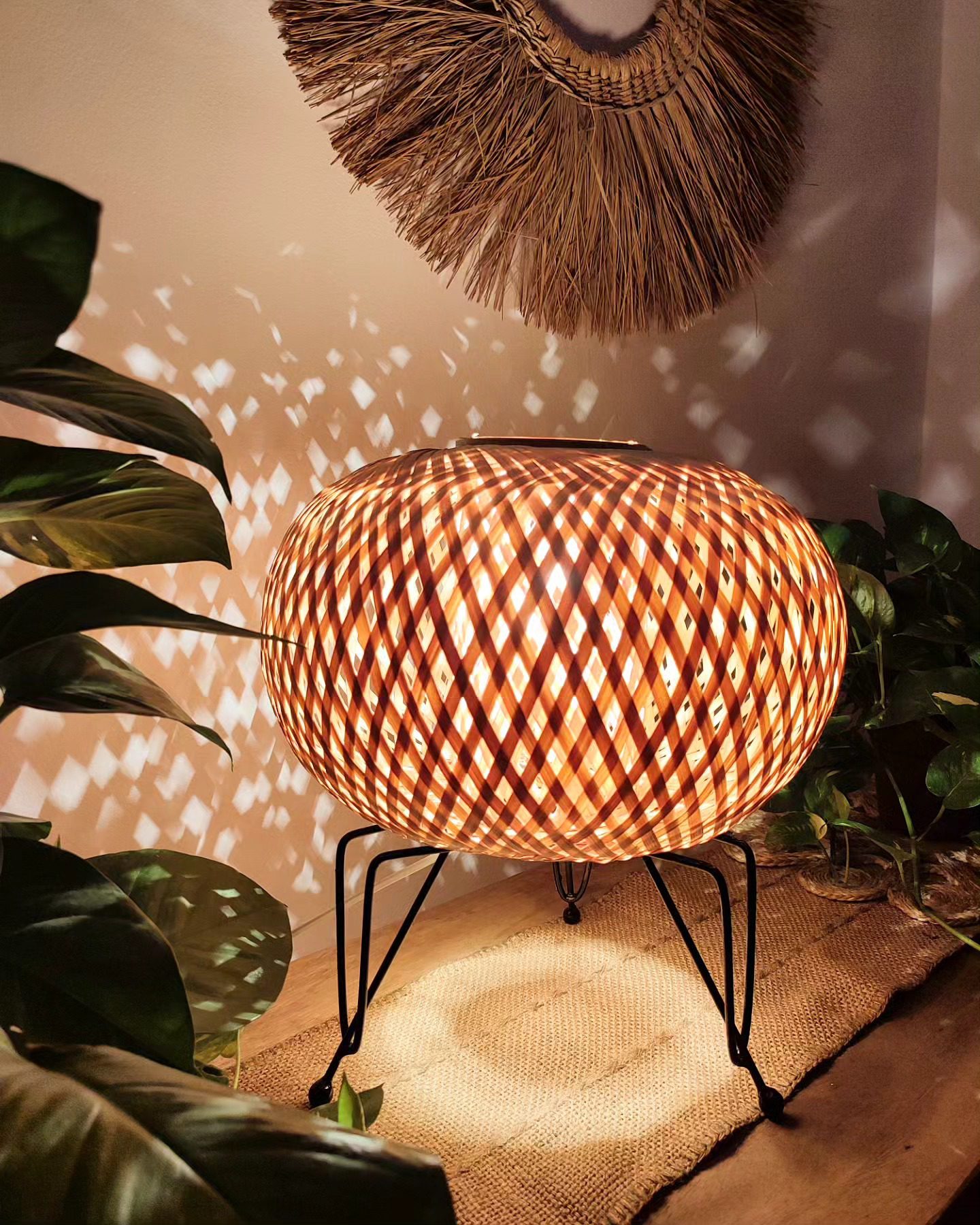 table lamp made of natural bamboo - Bhumi Artisan